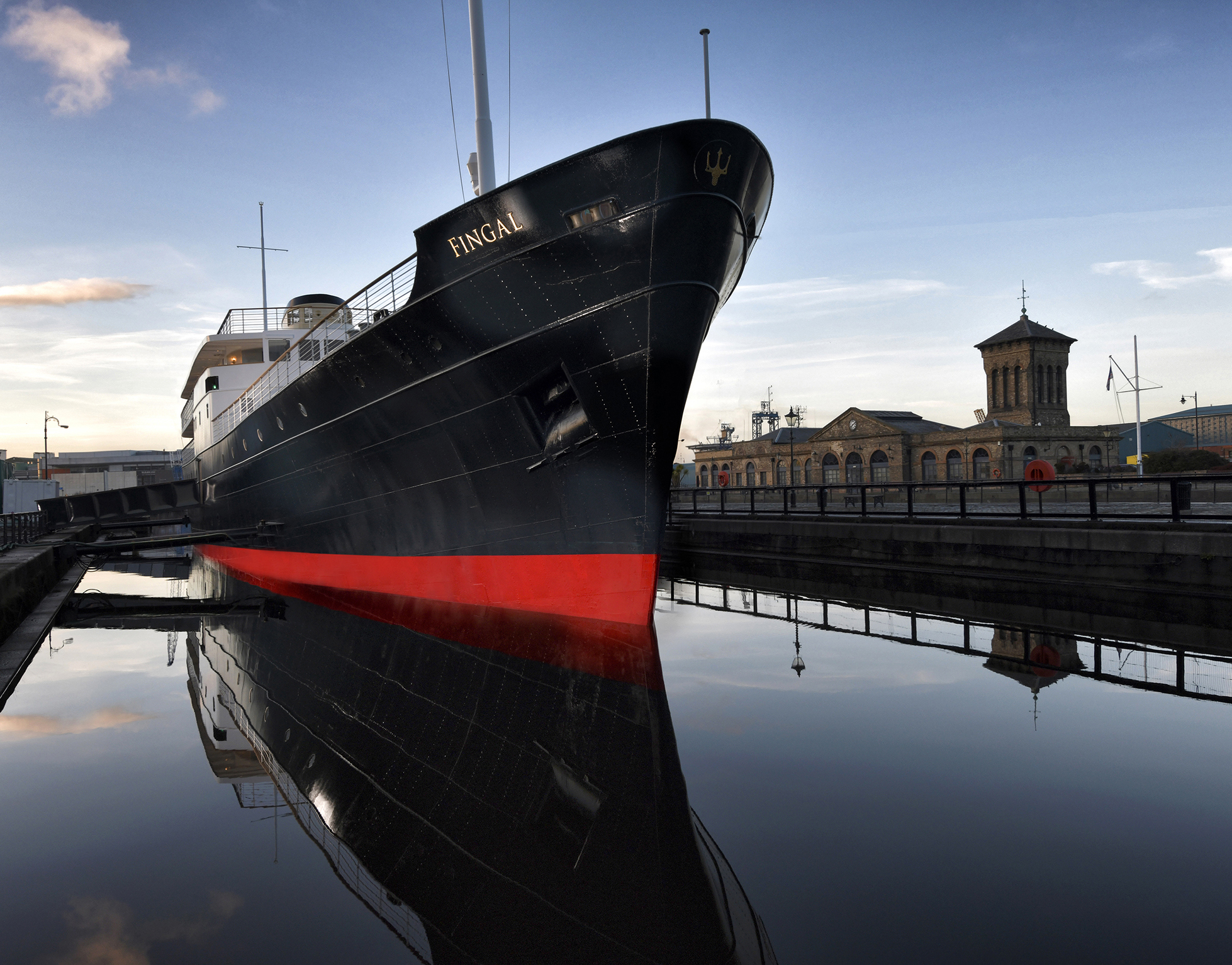 Fingal Edinburgh | Official website | Scotland’s Only Luxury Floating Hotel